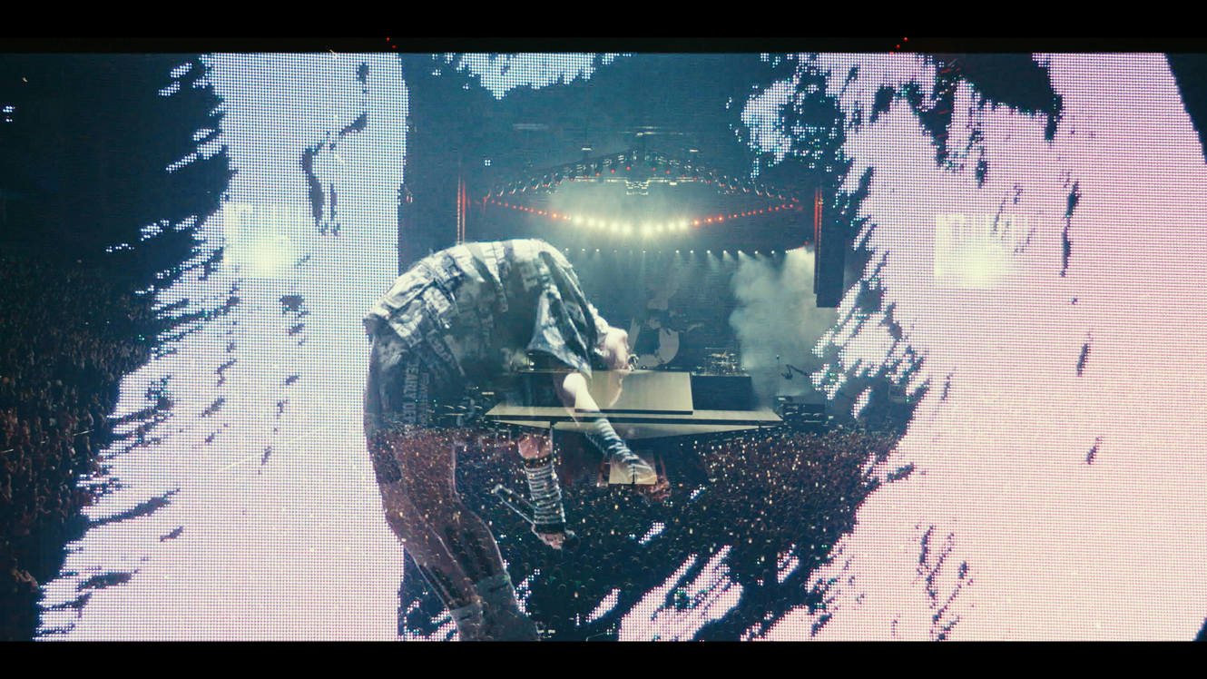 Billie Eilish: Live at the O2 (Extended Cut) | Aerofilms